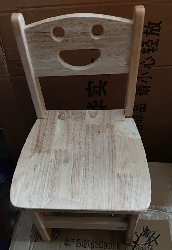 Kindergarten children’s solid wood chair